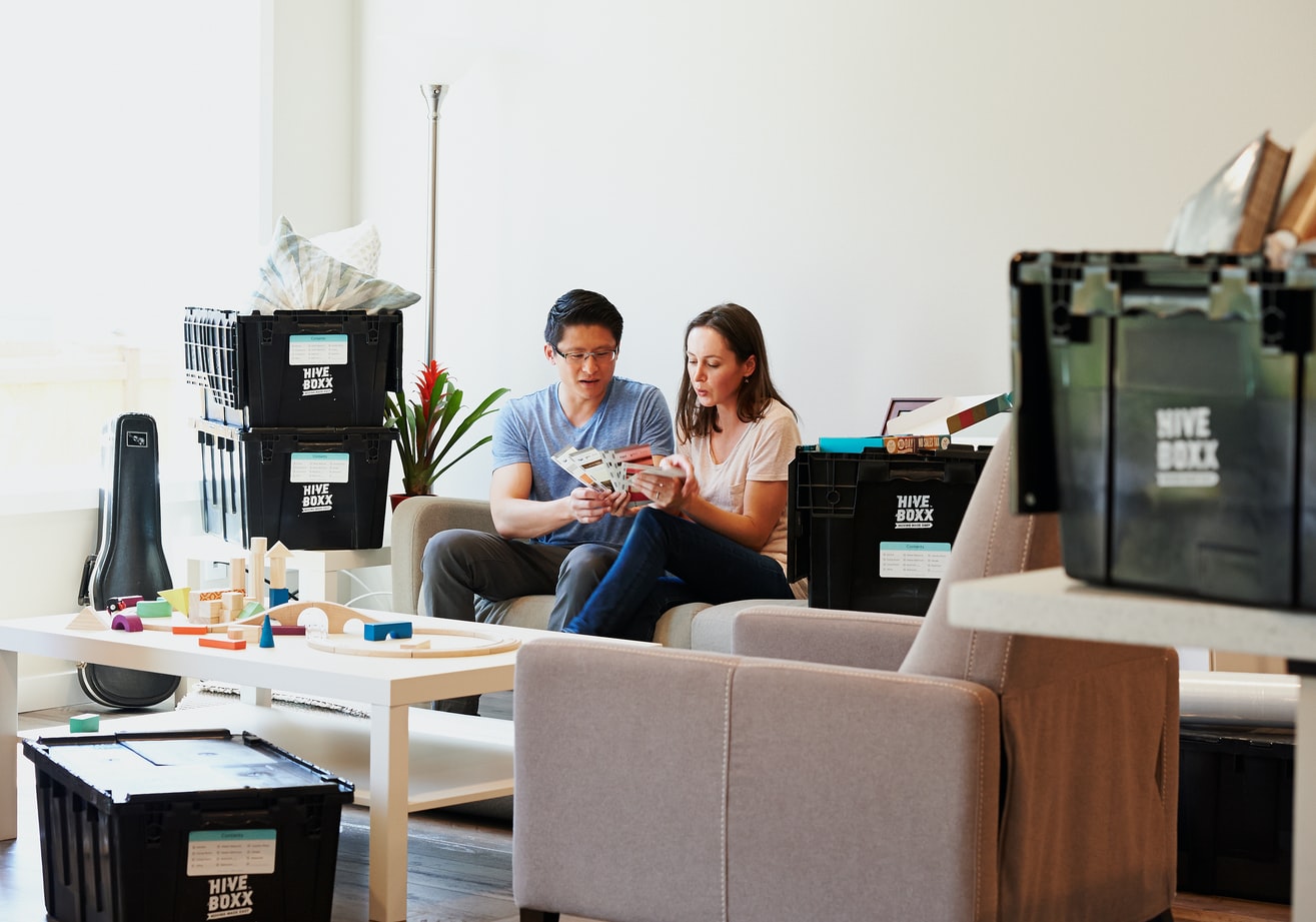 Guide to moving alone - advantages & costs | Zenith Moving NYC